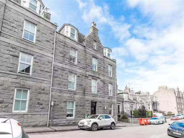 Deal! 1 BA 1 bedroom flat for rent in Gilcomston Park, Aberdee.
