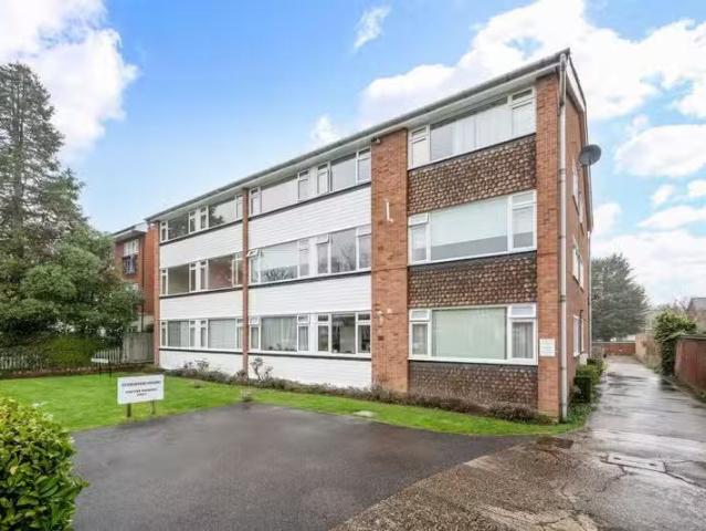 Rental! 1 BA 1 bedroom flat for rent in Lovelace Road, Surbito.
