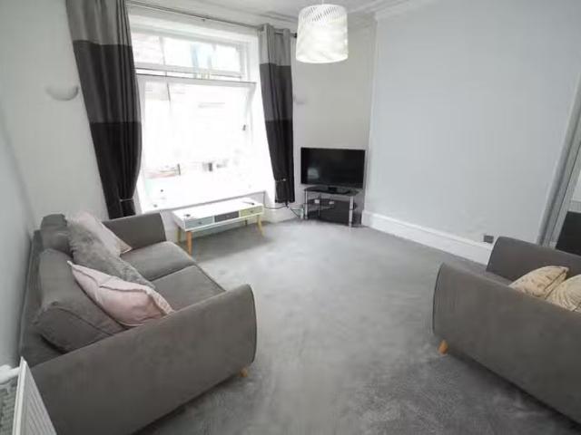 Rental! 1 BA 1 bedroom flat for rent in Raeburn Place, City Ce.