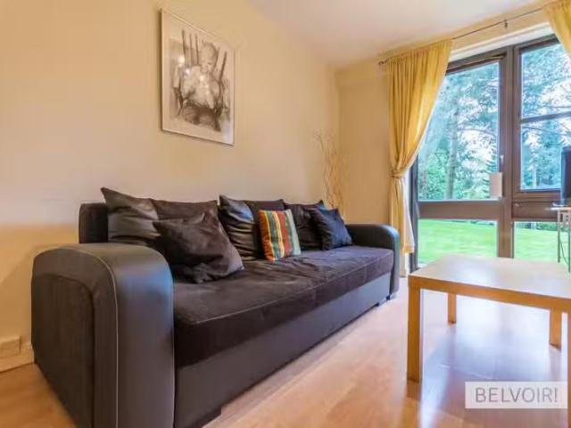 Just in! 1 BA 1 bedroom flat for rent in Trident House, Granvi.