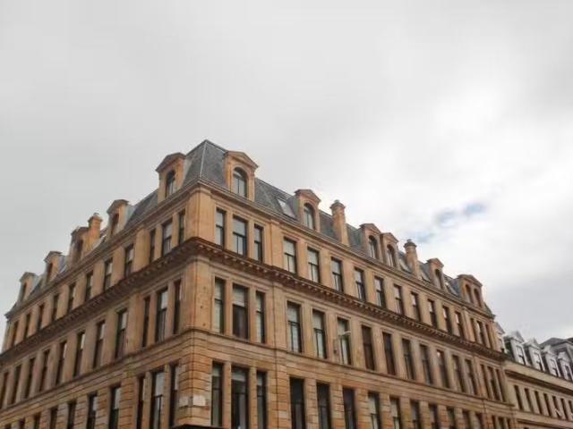 Just in! 1 BA 1 bedroom flat for rent in Walls Street, Merchan.