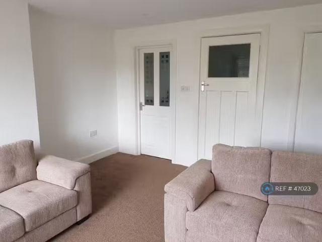 Unique 1 BA 1 bedroom flat for rent in Wingfield Court, Bourne.