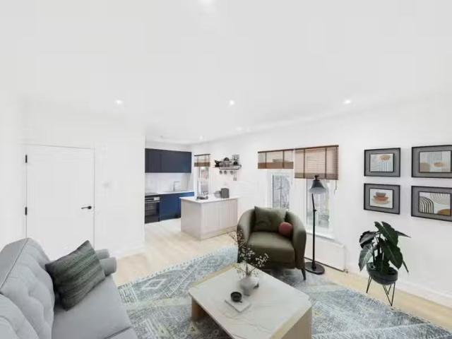 Cheap 1 BA 1 bedroom flat for rent in 73 Widmore Road, Bromley.