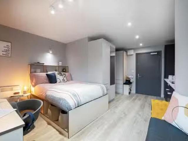 Deal! 1 BA 1 bedroom flat share for rent in Edinburgh Student.