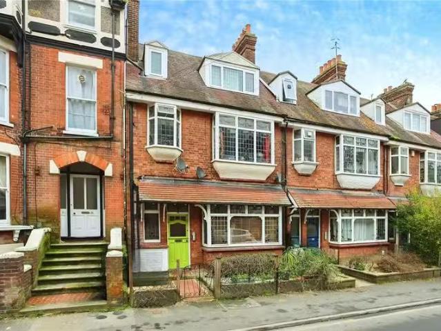 Nice 1 BA 1 bedroom Flat to rent, Lime Hill Road, Tunbridge We.