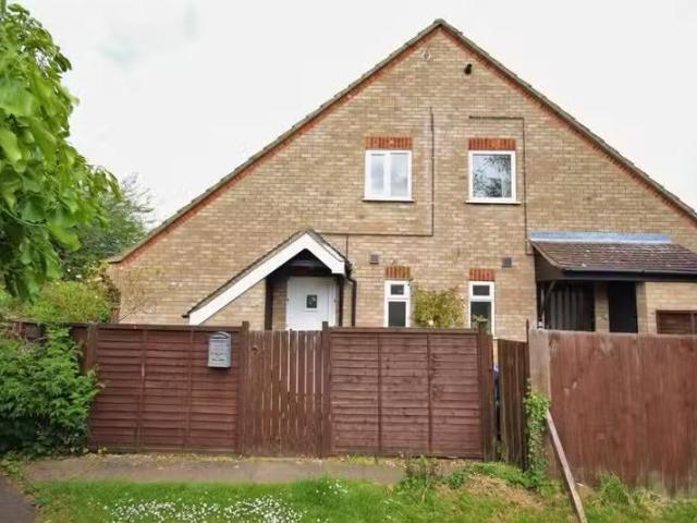 Cheap 1 BA 1 bedroom house for rent in The Brambles, Bar Hill.