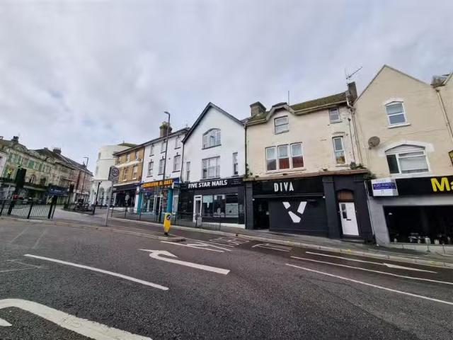 Charming 1 BA 1 bedroom house for rent in The Triangle, Bourne.