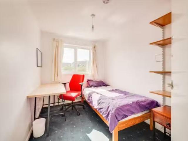 For Rent! 1 BA 1 bedroom house for rent in St Michaels Road, C.