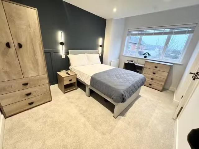 Cheap 1 BA 1 bedroom house share for rent in Bonham Road, BOUR.