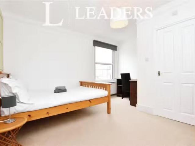 Cozy 1 BA 1 bedroom house share for rent in Dunmow Road, Bisho.