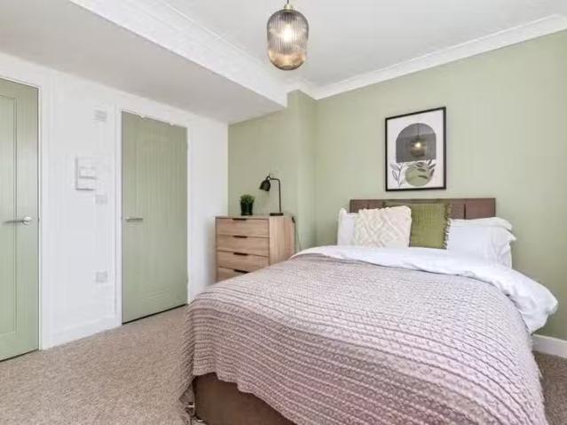 Charming 1 BA 1 bedroom Mid Terrace Room to rent, Newcastle Te.