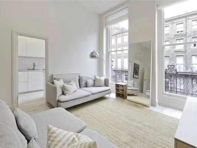 Unique 1 BA 1 bedroom property to let in Nottingham Place, Mar.