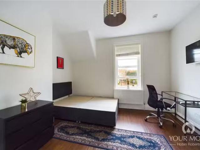 New 1 BA 1 bedroom Room to rent, St. Giles Street, Northampton.