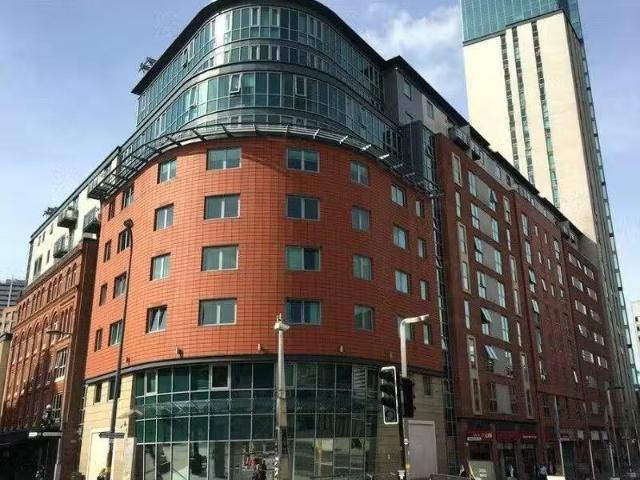 For Rent! 1 BA 2 bedroom apartment for rent in 90 Navigation S.