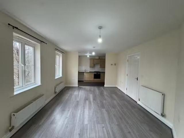 Unique 1 BA 2 bedroom apartment for rent in Dart Walk, Kings H.