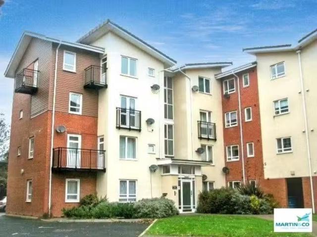 For Rent! 1 BA 2 bedroom apartment for rent in Seymour House.