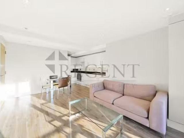 Just in! 1 BA 2 bedroom apartment for rent in Willow Court, Ca.