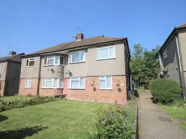 Unique 1 BA 2 bedroom apartment for rent in Transmere Road, Pe.