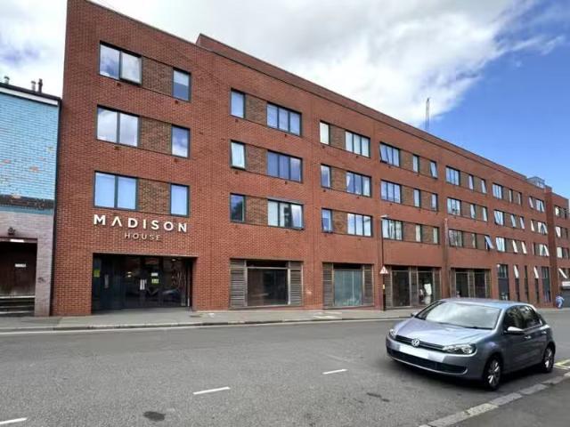 Nice 1 BA 2 bedroom flat for rent in Madison House, Wrentham S.