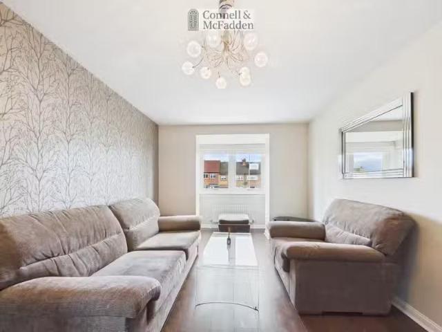 Cheap 1 BA 2 bedroom flat for rent in Moira Terrace, Craigenti.