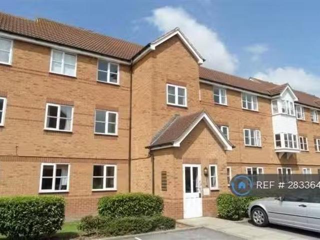 Cheap 1 BA 2 bedroom flat for rent in Aspen Grove, Aldershot.