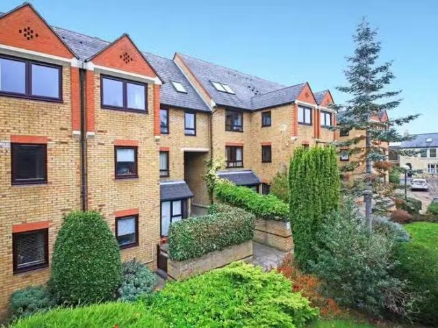 For Rent! 1 BA 2 bedroom flat for rent in Bailey Mews, Aucklan.