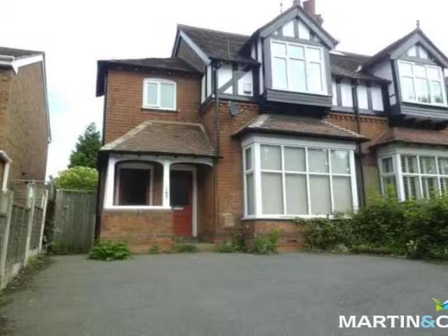 Deal! 1 BA 2 bedroom flat for rent in Court Oak Road, Harborne.