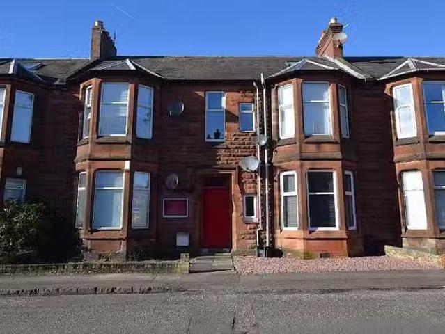 Charming 1 BA 2 bedroom flat for rent in Glebe Road, Kilmarnoc.