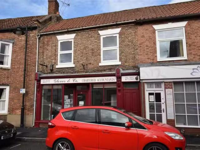 Rental! 1 BA 2 bedroom flat for rent in High Street, Epworth.