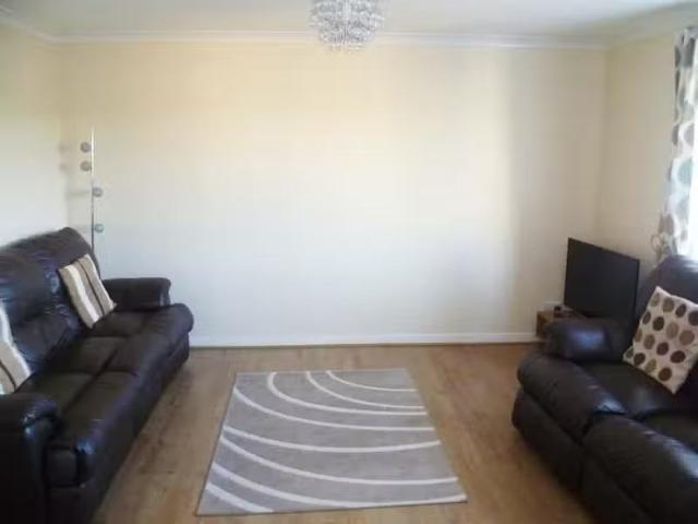Unique 1 BA 2 bedroom flat for rent in 8 Candlemakers Lane, Ab.