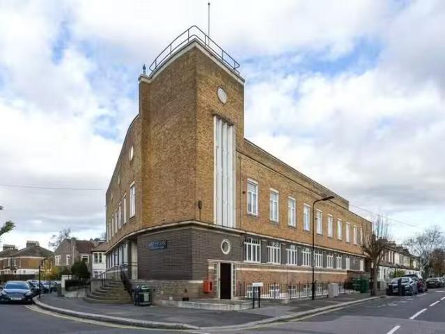 For Rent! 1 BA 2 bedroom Flat to rent, Francis Road, Leyton, L.