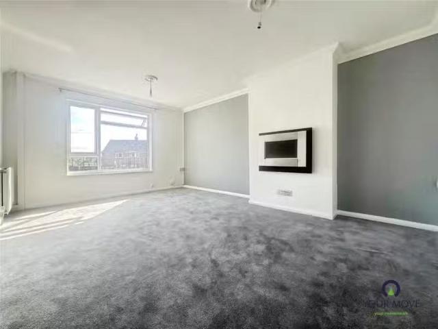 Rental! 1 BA 2 bedroom Flat to rent, Oak Close, Bognor Regis.