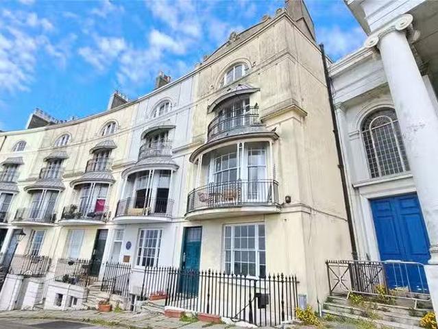 For Rent! 1 BA 2 bedroom Flat to rent, Pelham Crescent, Hastin.