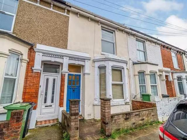 New 1 BA 2 bedroom House to rent, Farlington Road, Portsmouth.