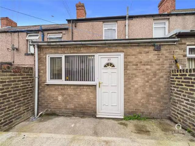For Rent! 1 BA 2 bedroom Mid Terrace House to rent, Forth Stre.
