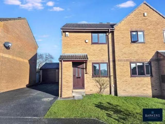 Charming 1 BA 2 bedroom semi detached house for rent in Brookf.
