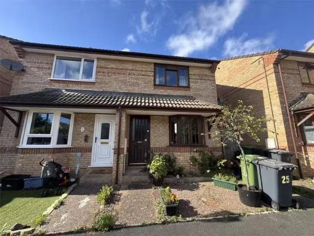 Rental! 1 BA 2 bedroom semi detached house for rent in Juniper.