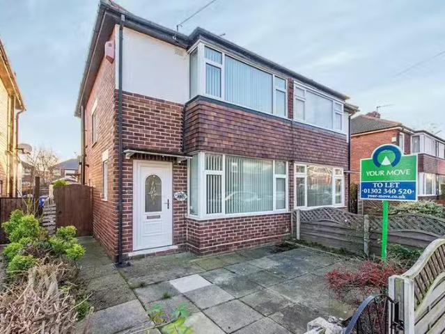 Unique 1 BA 2 bedroom Semi Detached House to rent, Dundas Road.