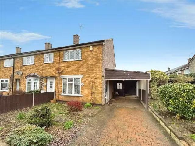 Deal! 1 BA 2 bedroom Semi Detached House to rent, Monmouth Dri.