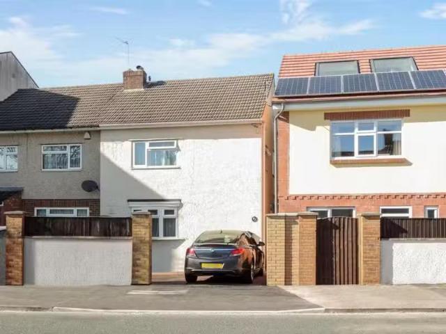 New 1 BA 3 bedroom end of terrace house for rent in Two Mile H.