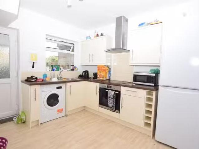 Rental! 1 BA 3 bedroom house for rent in Filton Avenue, Filton.
