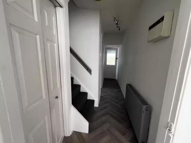 Just in! 1 BA 3 bedroom house for rent in Jackers Road, Covent.