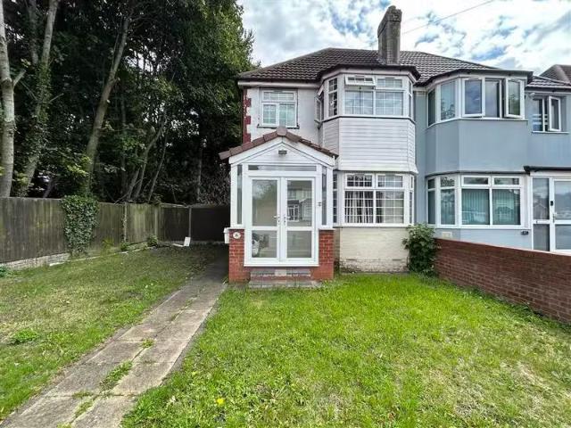 Just in! 1 BA 3 bedroom house for rent in Sheaf lane, B26