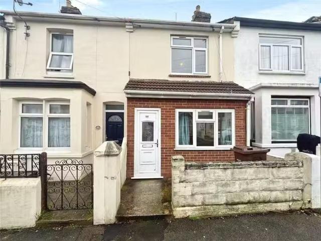 Rental! 1 BA 3 bedroom Mid Terrace House to rent, Milton Road.