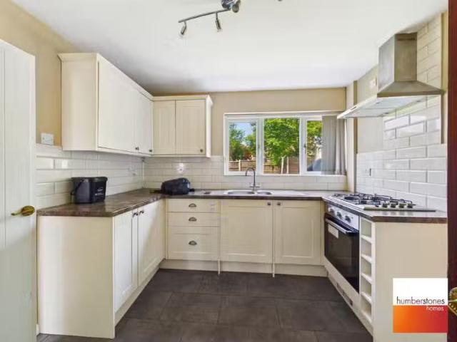 For Rent! 1 BA 3 bedroom semi detached house for rent in Fulwo.