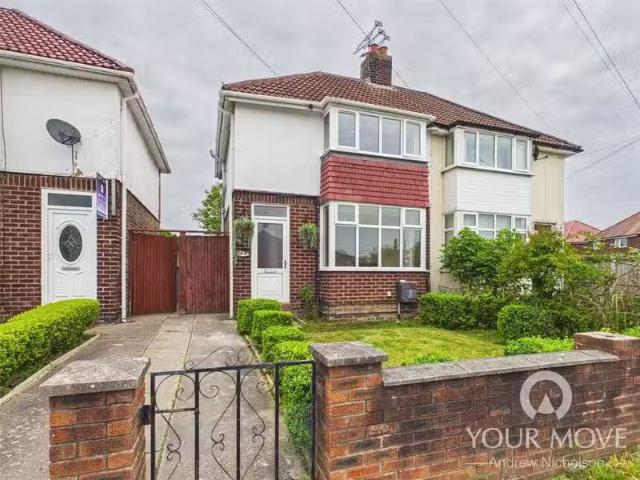 Cozy 1 BA 3 bedroom Semi Detached House to rent, Ridgway Stree.