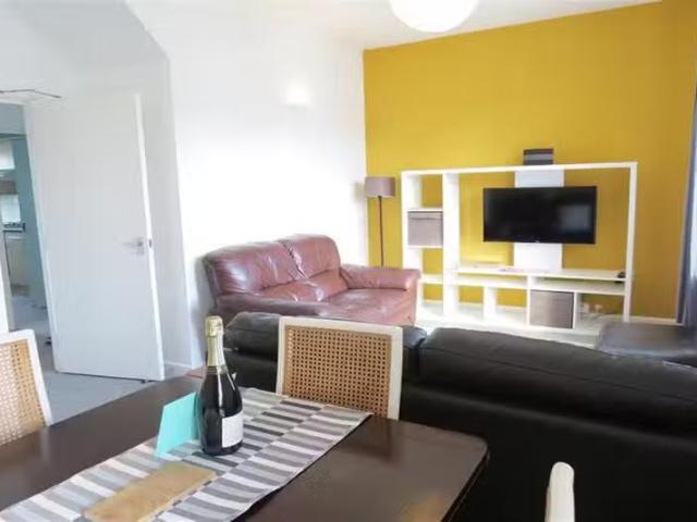 Charming 1 BA 4 bedroom flat for rent in 4 bedroom First Floor.