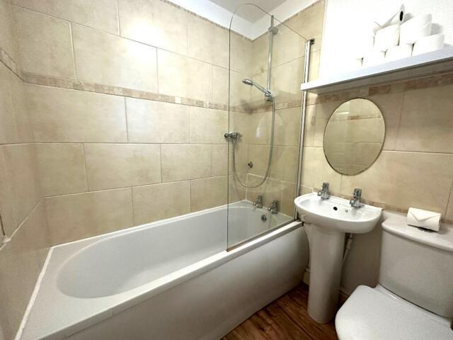 For Rent 1 Bedroom Apartment Northampton Northamptonshire DS101704695