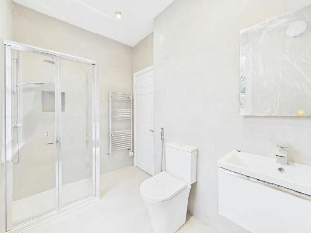 For Rent 1 Bedroom Apartment Cheltenham Cheltenham DLS98921378