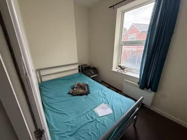 Cozy 1 bedroom apartment for rent in Penarth Road, Grangetown.